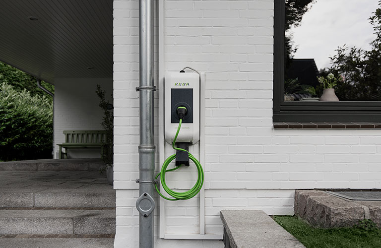 KEBA P30 – Technischer Service und Anleitungen